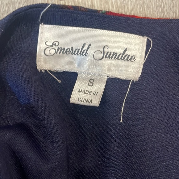 Emerald Sundae | Dresses | Emerald Sundae Floral Print Dress S | Poshmark